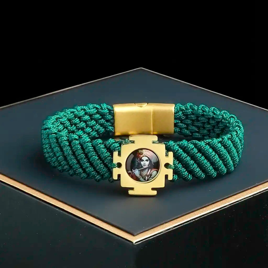 Krishna, the True Preacher of Karma – Threaded Bracelet – Justwowfactory